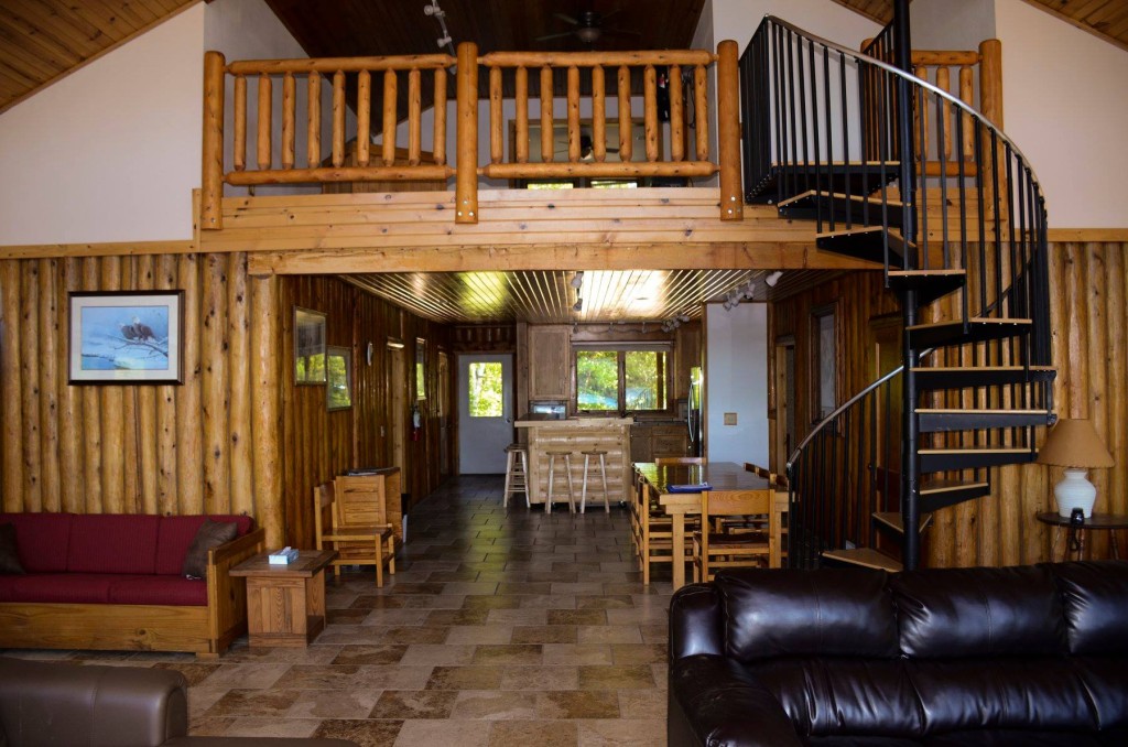 Anderson Lake Lodge | Michigan Resort | Michigan Lodge